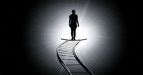 사람이 죽는 꿈 해몽 7가지 아는 다른 사랑하는 모르는 교통사고로 차사고로 죽은 또죽는