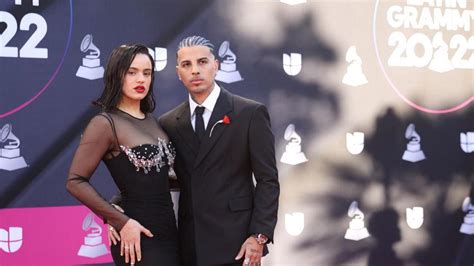 Raw Alejandro Y Rosalía Protagonizan Un Divertido Momento El Aperitivo