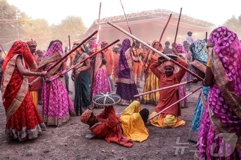 뉴스1 Pick 색의 향연으로 봄맞이 인도 홀리 축제