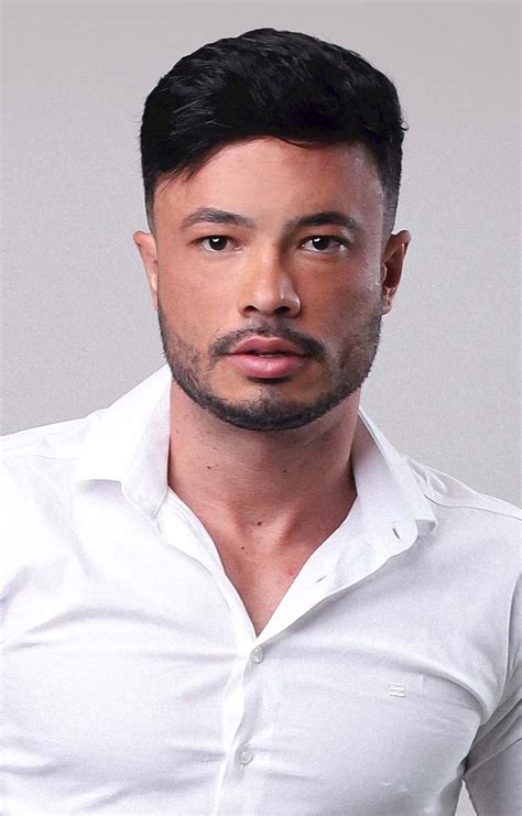 Alexandre Frois Modelos Da Gloss Model