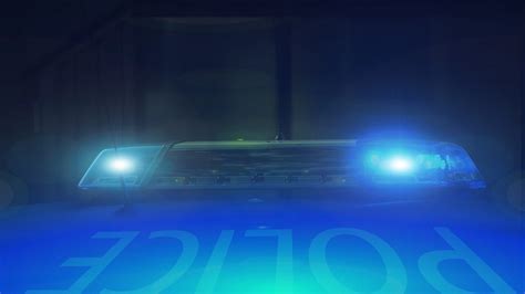 Екшън в Каварна Мъж буйства и заплашва да се самоубие Новини бг