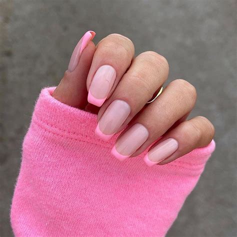 Short Square Nude Acrylic Nails The Chic And Minimalist Manicure You