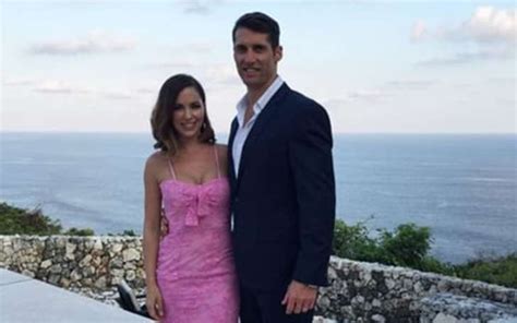 Walker Forehand Wedding
