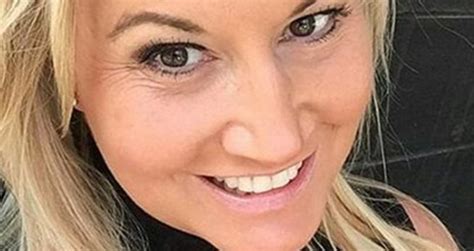 Wwe Hofer Sunny Posts Erotic Photos For Fathers Day Sale Pics