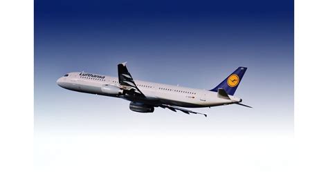 Самолет на „Луфтханза” кацна извънредно на летище София