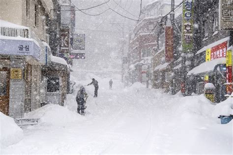 Cold Wave Warnings Issued Across Korea Seoul Witnesses Coldest Day