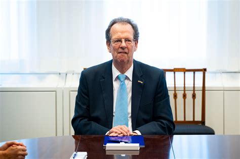 Pvv Hardliner Gom Van Strien Moet Als Verkenner Een Ingewikkelde Politieke Puzzel Gaan Leggen