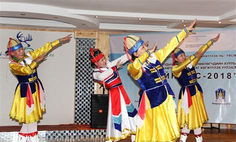 Хангайн бүсийн аймгуудын ИТХ аас урлагийн тоглолт толилуулав