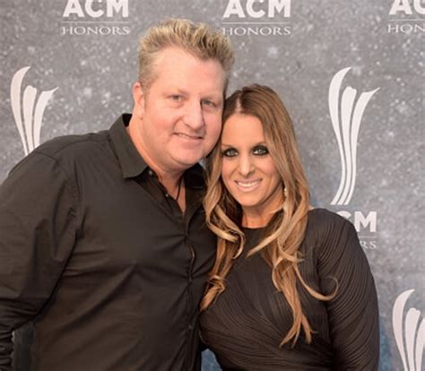 Gary Levox Wife Tara Vernon