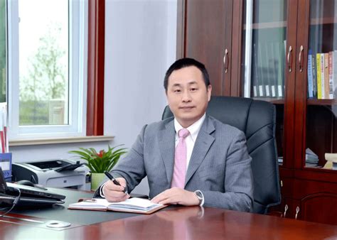 我区各领域专家人才热议党的二十大报告发展教育习近平