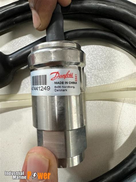Unused New Danfoss Mbs 3200 Pressure Transmitter 0 4 Bar