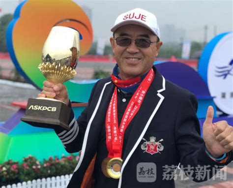 南京苏杰学校董事长张杰加入 荔枝问答·校长天团”荔枝网新闻