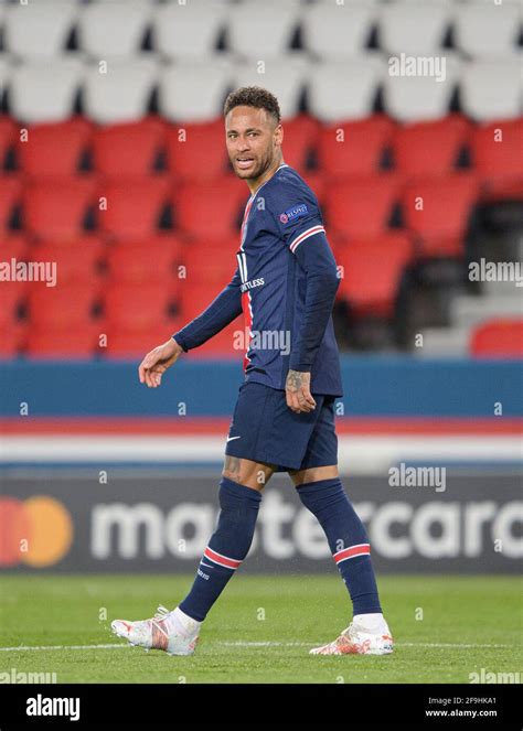 Neymar Psg Soccer Champions League Quarter Finals Return Match