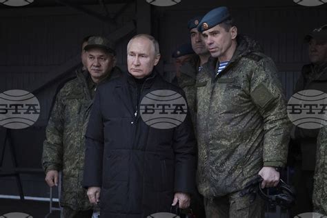 Шойгу докладва на Путин за приключването на частичната мобилизация в Русия Утро