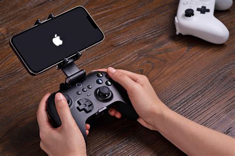 8bitdo Controllers Now Work With Apple Devices
