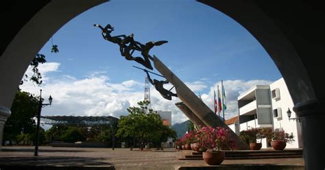 Monumentos De Valledupar La Revolución En Marcha