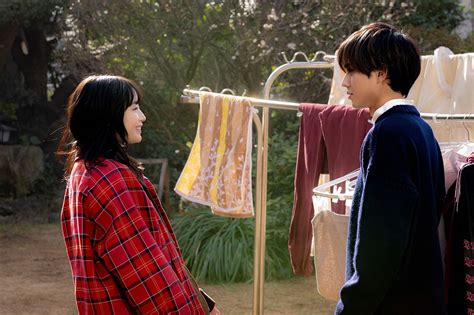 （写真）『夕暮れに、手をつなぐ』“葉月”黒羽麻璃央がかっこいい！ スマートさは“大人の男”そのもの カルチャー クランクイン！トレンド