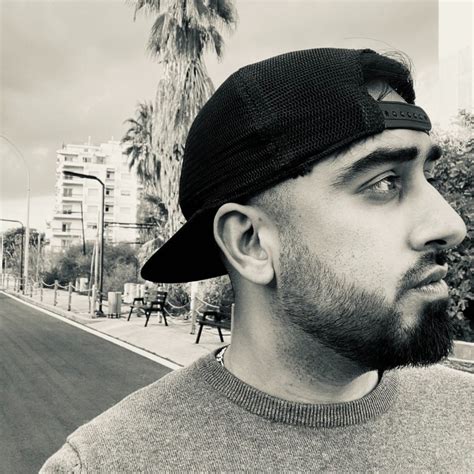 basit hussain exsited webdesign linkedin