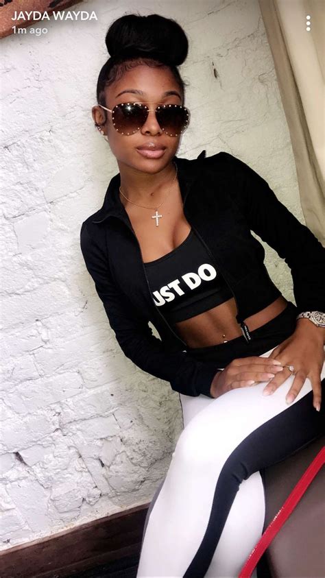 Pin By Kateriah Burrell On •jayda Wayda Beautiful Dark Skinned Women Beautiful Outfits Sport