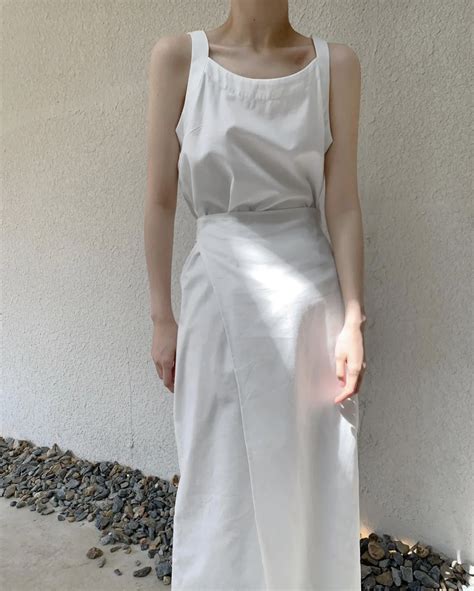 조이얼랏 블랙당일발송 우아한 화이트블랙 시크 언발 랩 스커트 롱 원피스 드레스 셀프웨딩 휴양지룩 스냅촬영 서스펜더 리본 여성 30대 40대 바캉스 리조트룩 여행룩