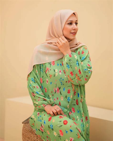 عبا پلیسه جنس کرپ ژرژت وارداتی 1 خانه مد اچ جی