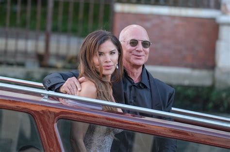 Elton John Y Lady Gaga No Cantaron En La Boda De Jeff Bezos Y Lauren