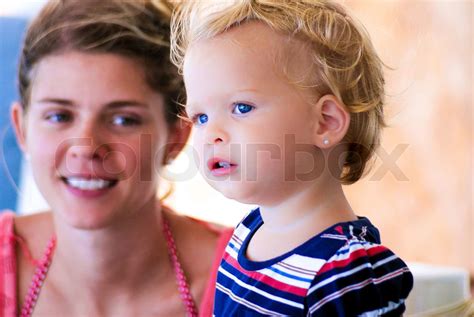 Mor Og Datter Stock Foto Colourbox