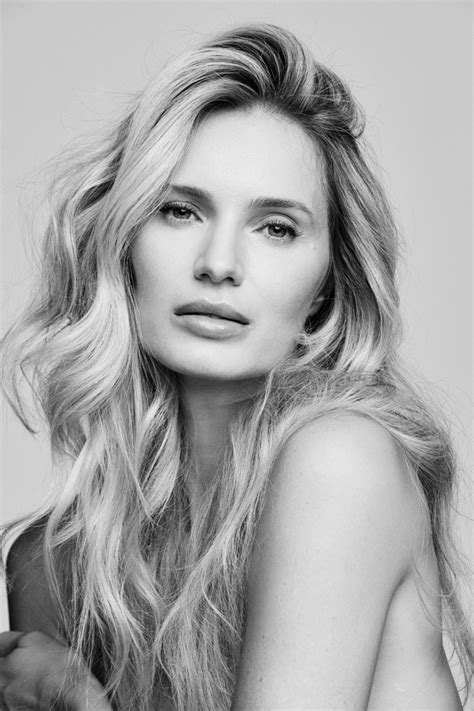 Erica Redling Los Angeles Women One Management