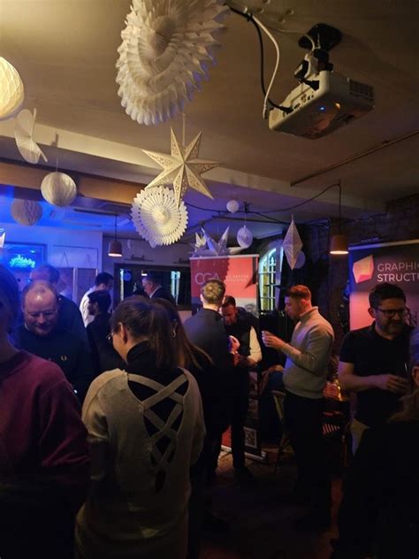 Connect5 Teamwork Networking Collaboration Projects Construction