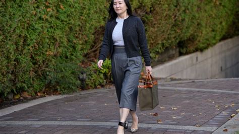Canadian Police Officer Says He Feared Huaweis Meng Wanzhou Would ‘put