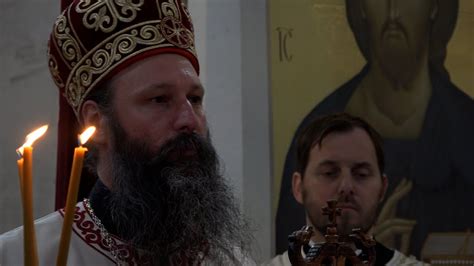 Епископ Иларион Кроз Литургију се спасавамо ми а и свет Youtube