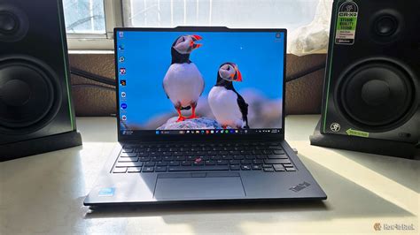 Lenovo ThinkPad X1 Carbon Gen 13 Aura Edition Review Focused On AI Features