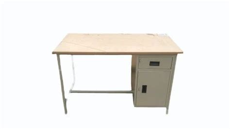 Mild Steel Powder Coated Pg Table With Storage Thickness 1 Mm At
