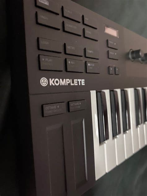 Native Instrument Midi Controller 32 Keys Hobbies And Toys Music