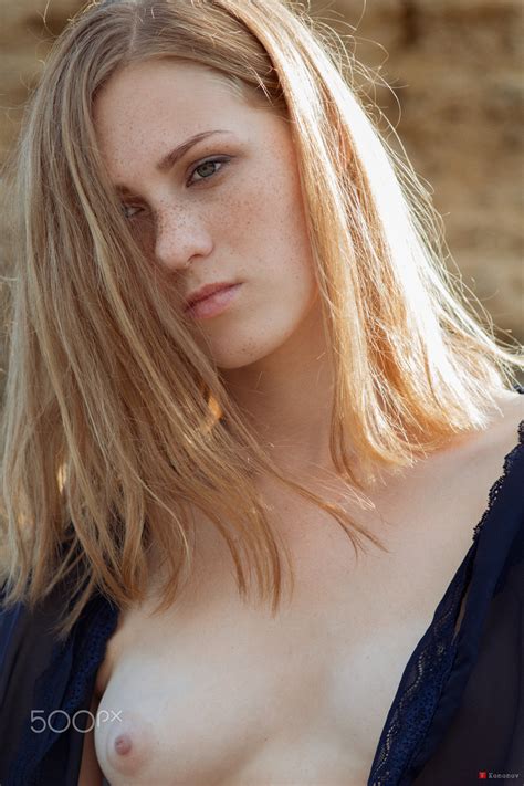 Pondering Porn Pic Eporner