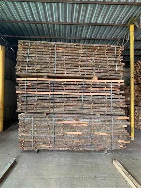 Дошка дубова необрізна суха 30 36 50мм 20 000 грн Пиломатеріали Петрово на Olx