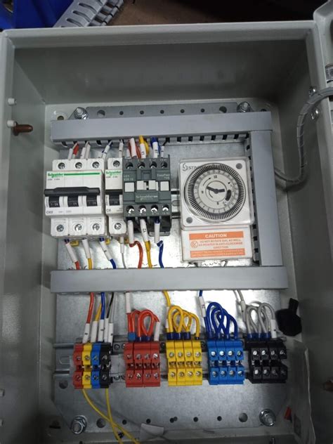 Street Light Control Panel Vishwakarma Switchgear And Control