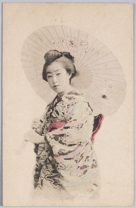 和傘を持った和装女性 Tomuco Tokyo Museum Collection