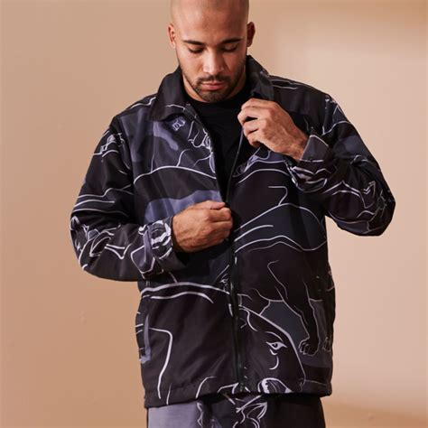 Kace E Pitayaq Trazendo O Techwear Para O Brasil Com A Coleção Timeles