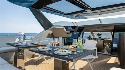 Discover The St Barth 75 And St Barth 85 Fly Motor Yachts Motor Boat
