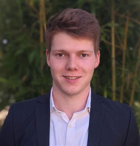 Philipp Gabriel Medium