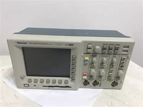 Tektronix Tds3052b Digital Storage Oscilloscope 500mhz 51 Off