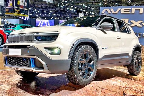 기대 100 출시 임박 지프 전기차 마침내 이 모델도 포착