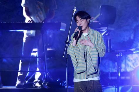 蘇打綠回來了 才唱4首歌青峰向3萬人道歉 娛樂即時 娛樂 世界新聞網