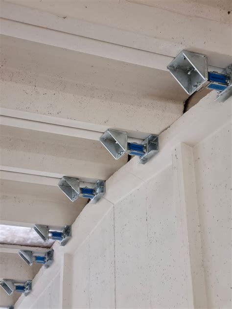 Sismocell Box A Anti Seismic Device By Sismocell