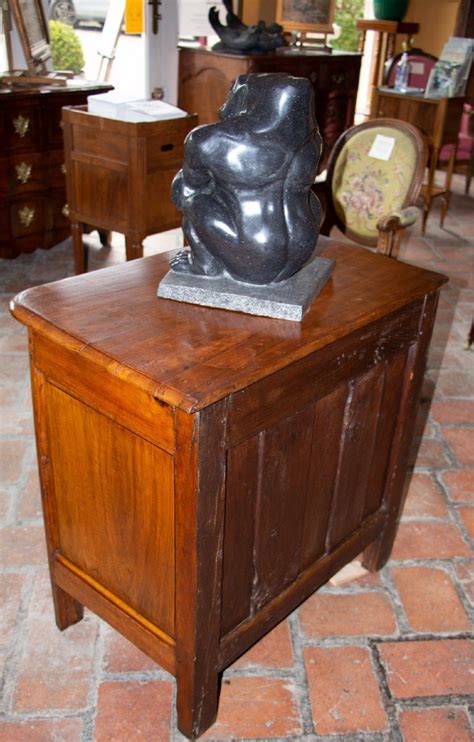 Proantic Small Parisian Commode From The 18th Century