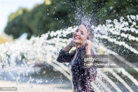 Fountain Hair Photos And Premium High Res Pictures Getty Images