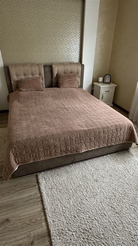 Двоспальне ліжко з підйомним механізмом 7 000 грн Мебель для спальни Мукачево на Olx