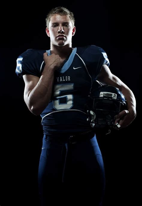 Pin By Alexander On Football Football Poses Senior Football