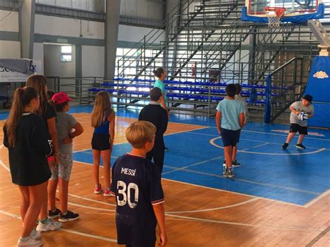 Más De 160 Chicos Comenzaron La Escuelita De Verano Monte Hermoso Sitio Oficial